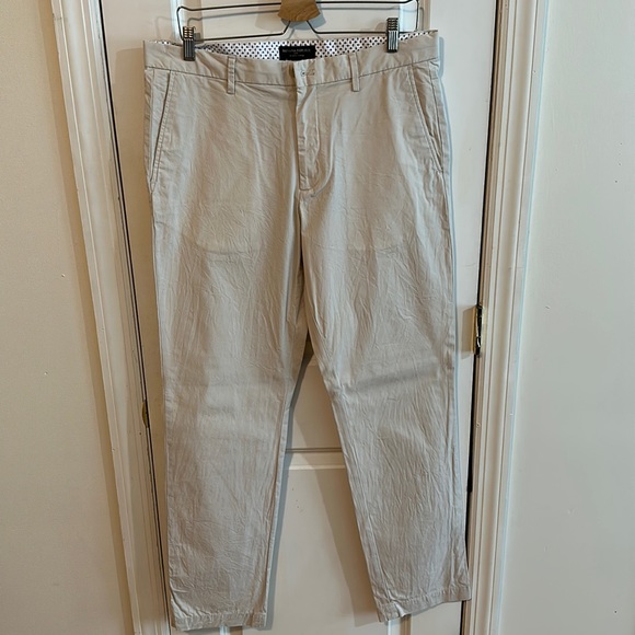 Banana Republic | Pants | Mens Regular Fit 34x34 White Chino Pants ...